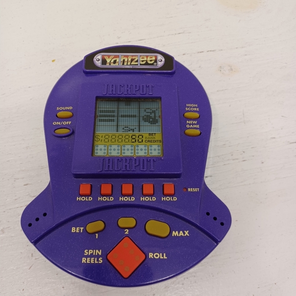 Mikohn Gaming | Video Games & Consoles | Yahtzee Hand Held Game 999 ...